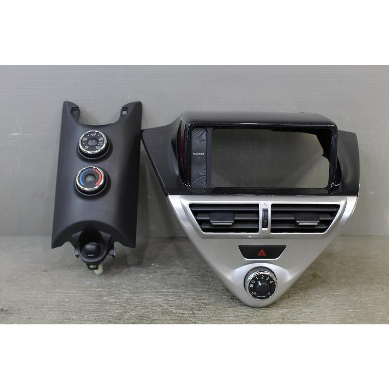 トヨタ IQ 130G →ゴー(NGJ10 KGJ10) 純正 エアコンスイッチ オーディオパネルセット ナビパネル / 55670-74010 55406-74010 p032705 ...