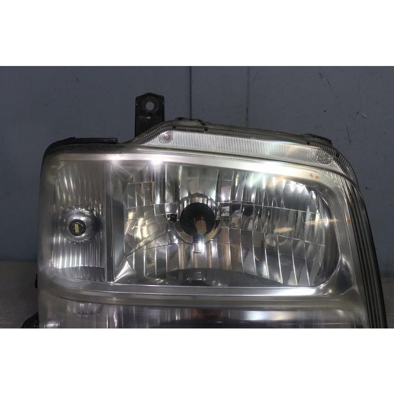 エブリィ ワゴン JOYPOP PZ ターボ 4型(DA62W) コイト 破損無 右ヘッドランプ ヘッドライト ハロゲン 100-32673 / 35120-63H11 p032870 ...