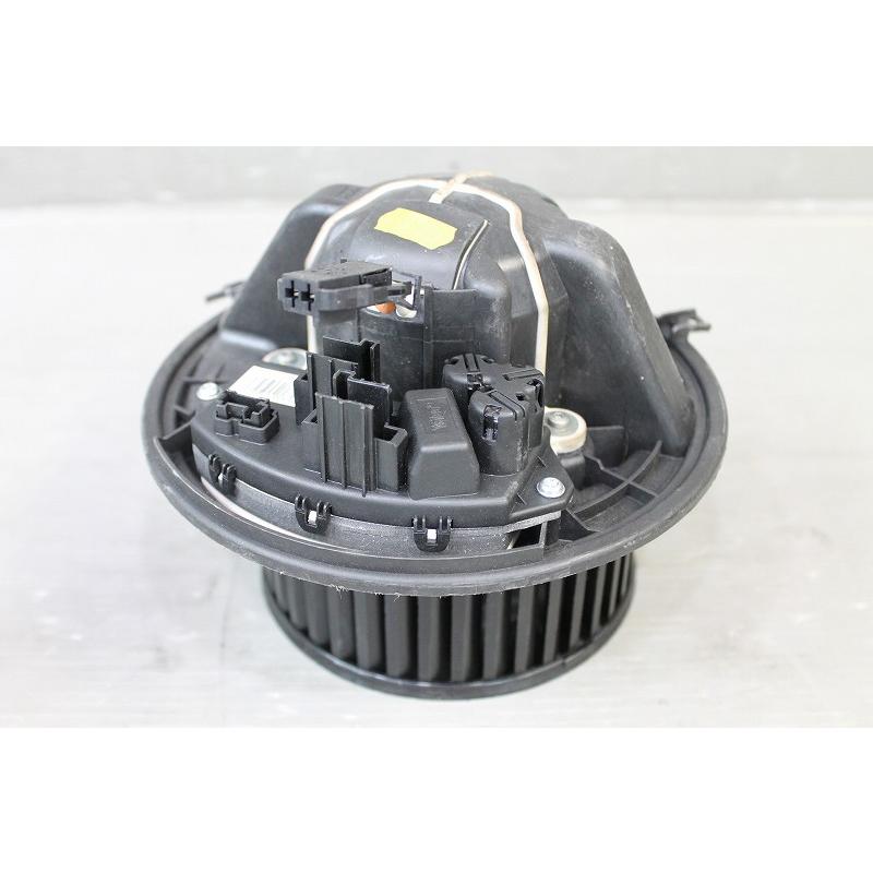 メルセデスベンツ B200 右ハンドル 前期(245233 W245) 純正 Valeo ブロアモーター ブロアファンモーター ...