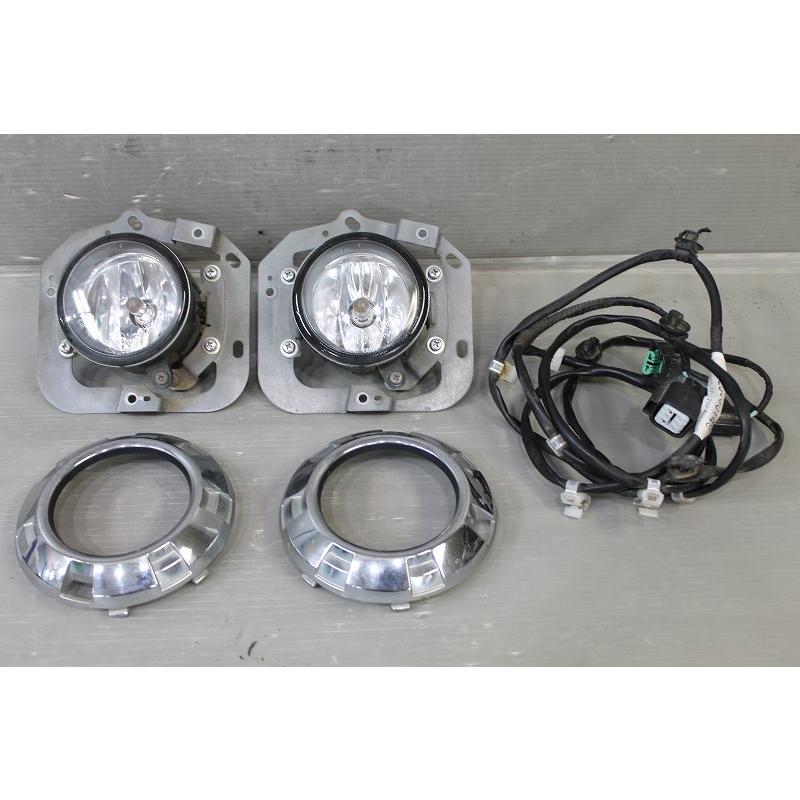 デリカ D5 前期(CV5W) 純正 フォグランプ フォグライト 左右 ベゼル 配線付 MN142091 0894 p034271 ...