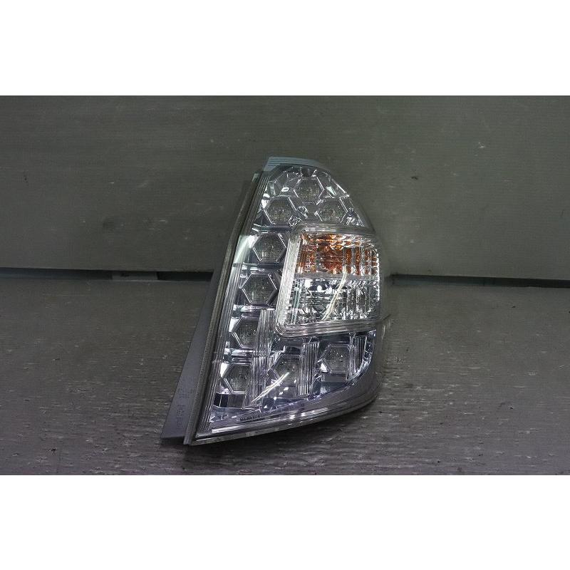 フィット シャトル ハイブリッド 前期 (GP2 GG7 GG8) 右 テールランプ クリア W0020 15204 Honda Fit テールライト p044111 : GEKIYASU ...