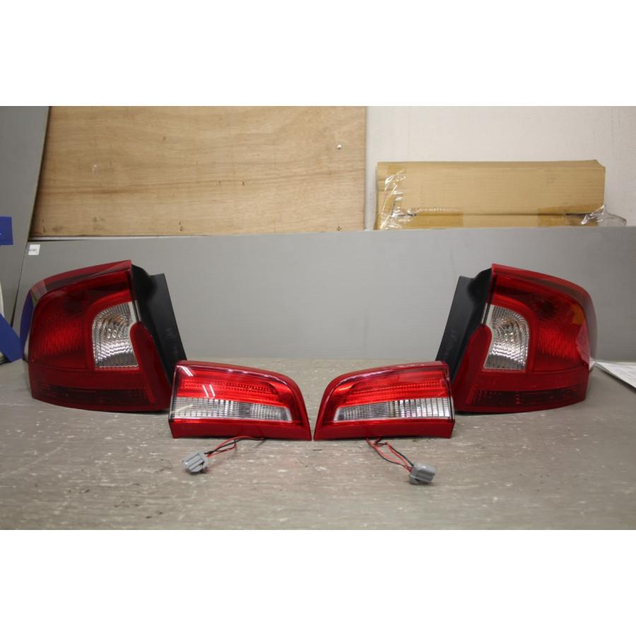 ボルボ（VOLVO） S60 ドライブe 右H (FB4164T) 純正 テールランプ テールライト フィニッシャー付 左右セット ...