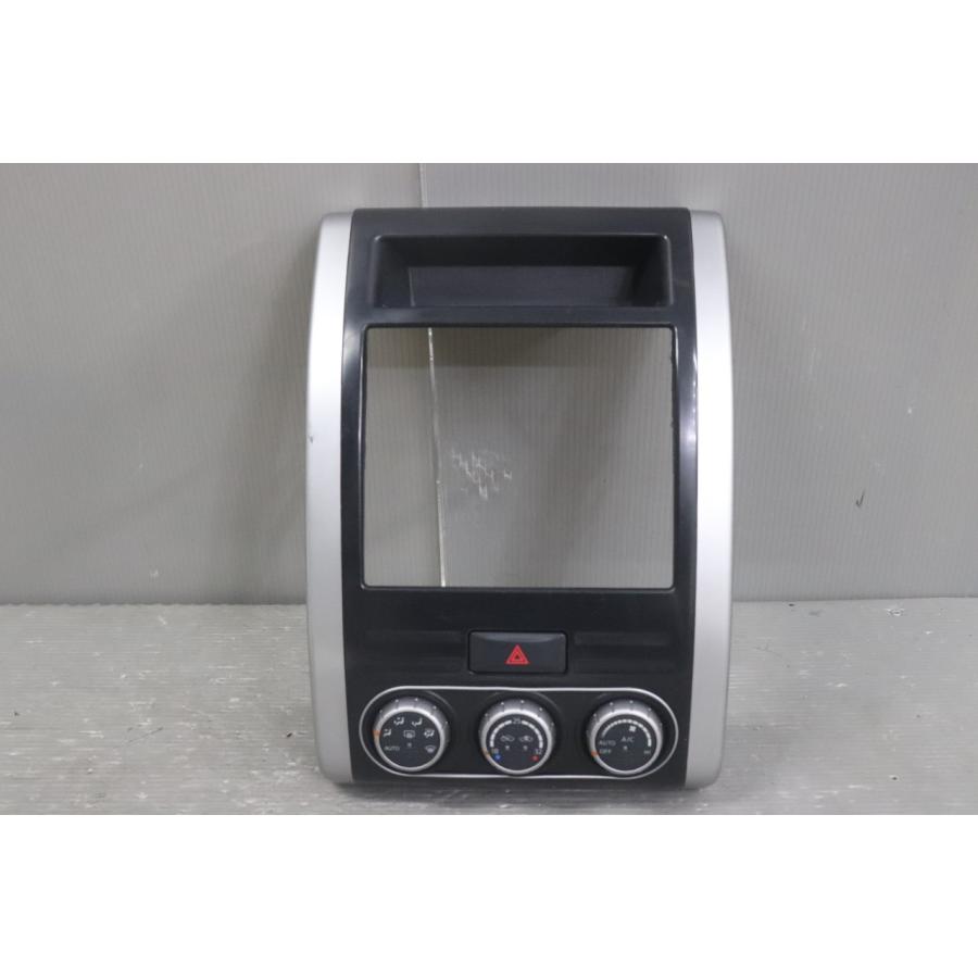 エクストレイル 20GT 6MT 寒冷地 4WD 前期 X-trail(DNT31 T31) ナビ オーディオパネル エアコンスイッチ ハザード A/Cスイッチ p050360 ...