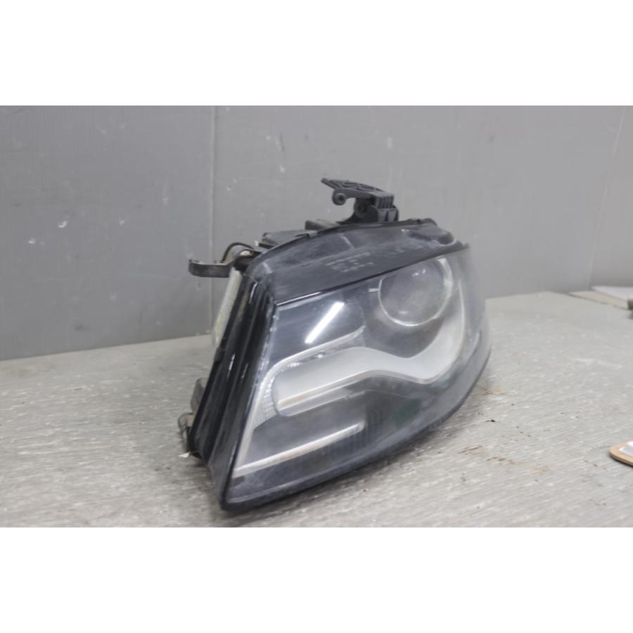 Audi（アウディ） A4 アバント 1.8 TSFI (8KCDH) 純正 AL 左 HID ヘッドライト バラスト レベ付 キセノン ...