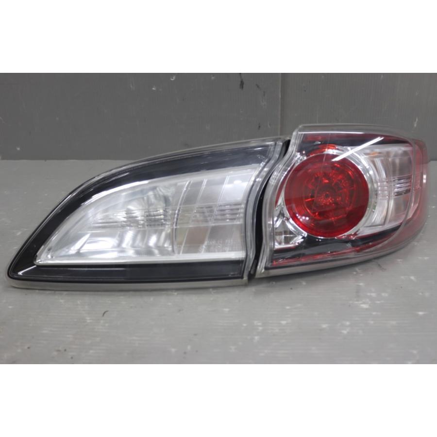 アクセラ マツダ スポーツ 15C (BL5FW) 純正 右テールランプ フィニッシャー付 P8239 P8241 テールライト Mazda p056333 : GEKIYASU HERO ...