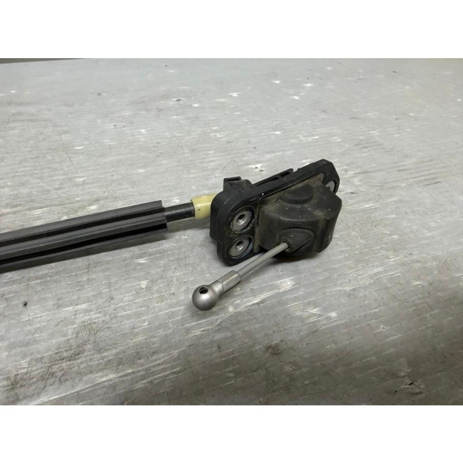 フォルクスワーゲン（Volkswagen） VW シャラン 純正 右後 パワースライドドアモーター 7N0 959 244 A 破損無 動作 ...