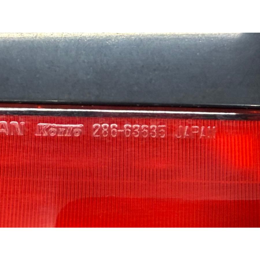 日産（NISSAN） ステージア 250RS V 前期 (M35 TLGARSAM35DDA-A---) 純正 ハイマウントストップランプ ...