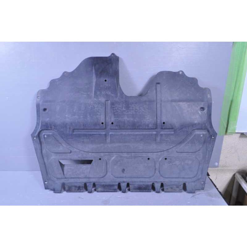 アウディ A1 8X(8XCAX) 純正 破損無 取付OK エンジン アンダーカバー 6Q0.825.235 G k081049 ...