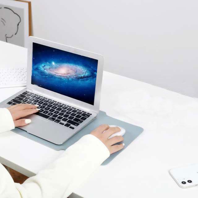 送料無料 インナーケース PUレザー 収納バッグ ノートパソコンケース 13インチ パソコンバッグ 軽量 スリーブケース 防水 PCインナーバッグ M : lan5516 : gem7 ...