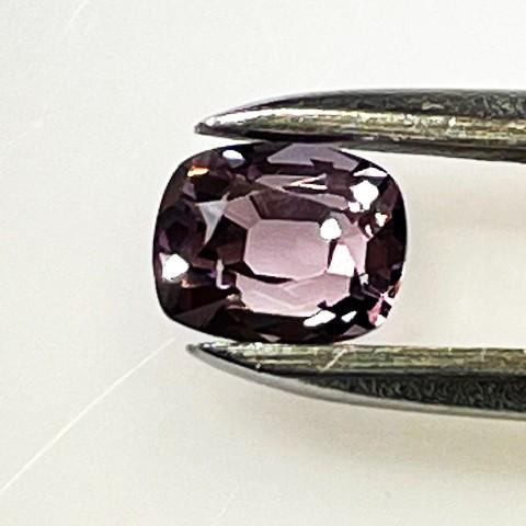 スピネル オールドマインカット 0.65ct : gem-ichinoseYahoo!店 - 通販 - Yahoo!ショッピング