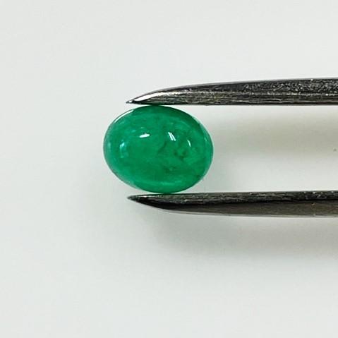 コロンビア産 エメラルド オーバル カボション 0.62ct sold out : gem-ichinoseYahoo!店 - 通販 - Yahoo!ショッピング
