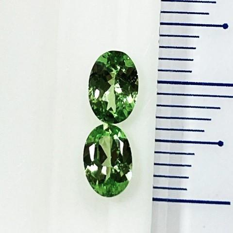 ミントガーネット オーバル ペア 2個合計 1.14ct ルース : gem-ichinoseYahoo!店 - 通販 - Yahoo!ショッピング