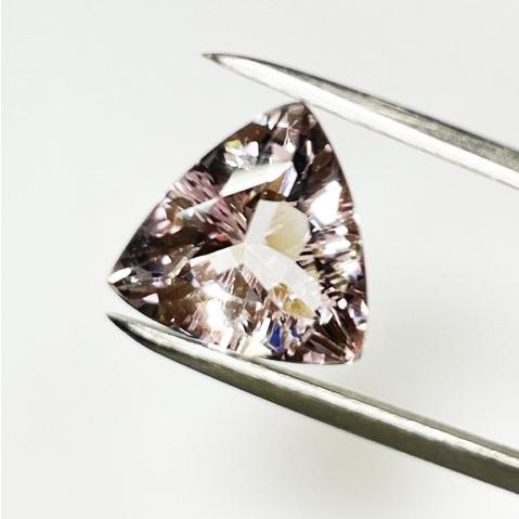 モルガナイト トリリアント 3.69ct ルース : gem-ichinoseYahoo!店 - 通販 - Yahoo!ショッピング