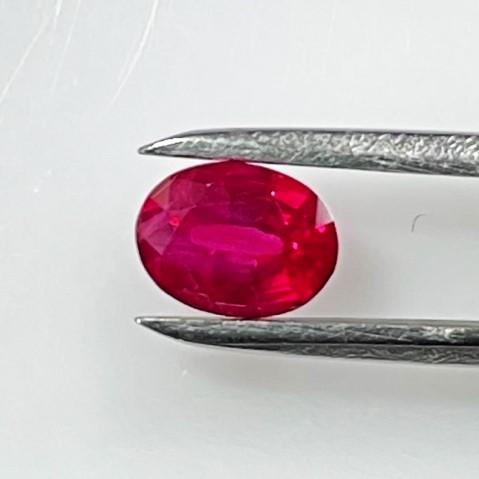 ルビー オーバル 0.72ct ルース ミャンマー産 : yrb-017 : gem-ichinoseYahoo!店 - 通販 - Yahoo!ショッピング