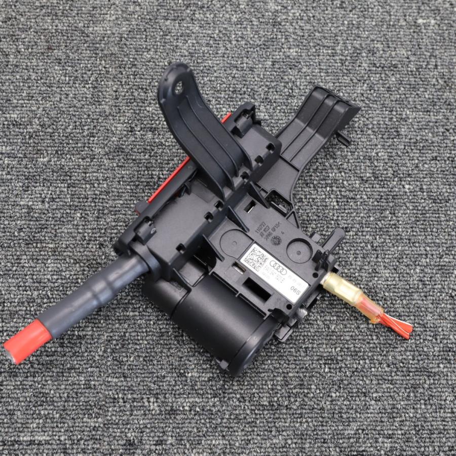 Audi（アウディ） [A-20]アウディ A4 8WCVN ジャンクションブロック バッテリーターミナル 8W0941823E 8W 中古 ...