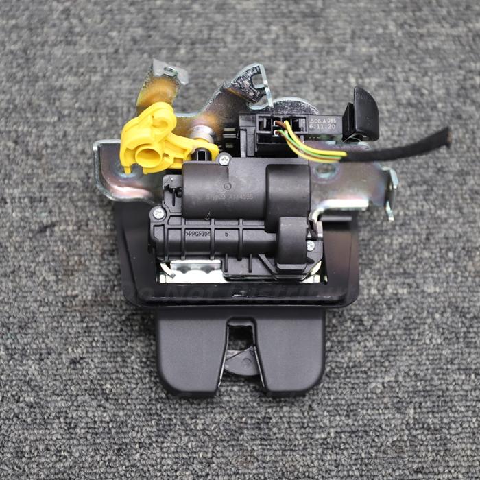 Audi [A-43]Q5 S-line FY 後期 リアゲートロック 80A827506A アウディ FYDTPS 中古 : 車の中古部品 ...