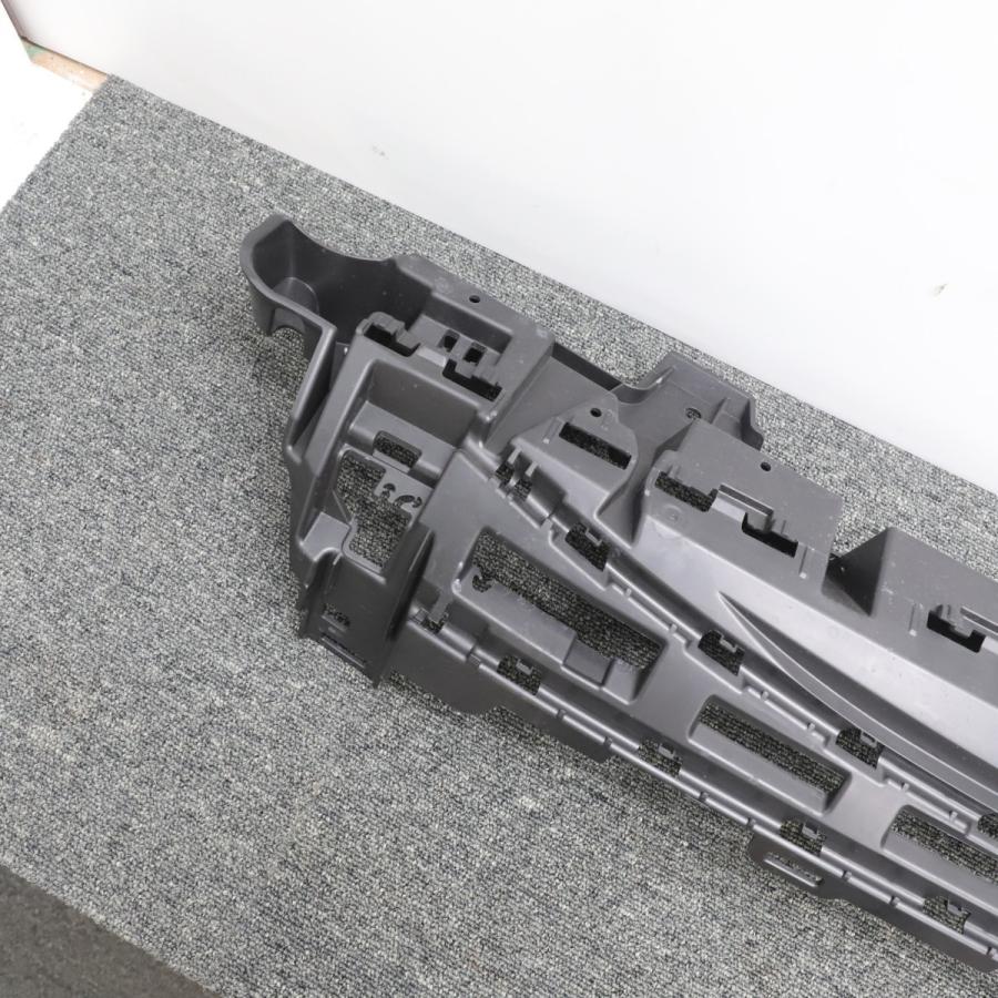 Mercedes-Benz ベンツ C257 リアバンパー ブラケット センター A2578859800 中古 CLS450 CLS220d ...