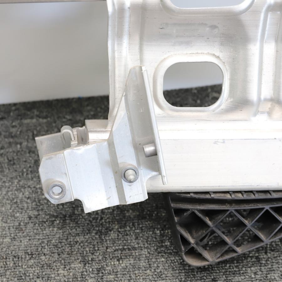 BMW [B-12]BMW F32 4N20 420i 左 フロントホースメント レインフォースメント 51117289907 ...