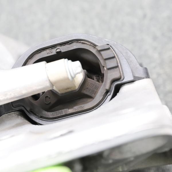 BMW [B-14]BMW F02 LCI 後期 ミッションマウント トランスミッション マウント 22316777388 ...