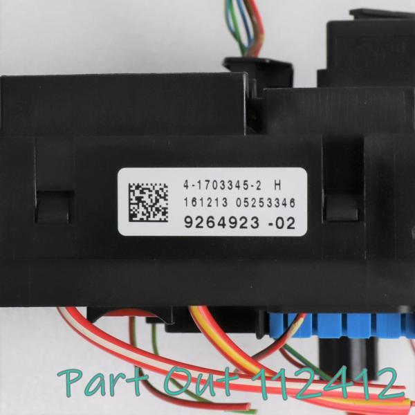 BMW [B-15]BMW 523i LCI リアヒューズボックス 61149264923 F07 F11 F06 F12 F01 F10 ...