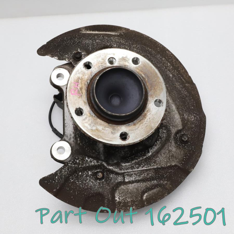 BMW [B-16]BMW 320i LCI 右フロント ハブ ナックル スウィング 31216793924 31216765157 E87 ...