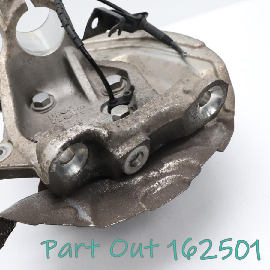 BMW [B-16]BMW 320i LCI 左フロント ハブ ナックル スウィング 31216793923 31216765157 E87 ...