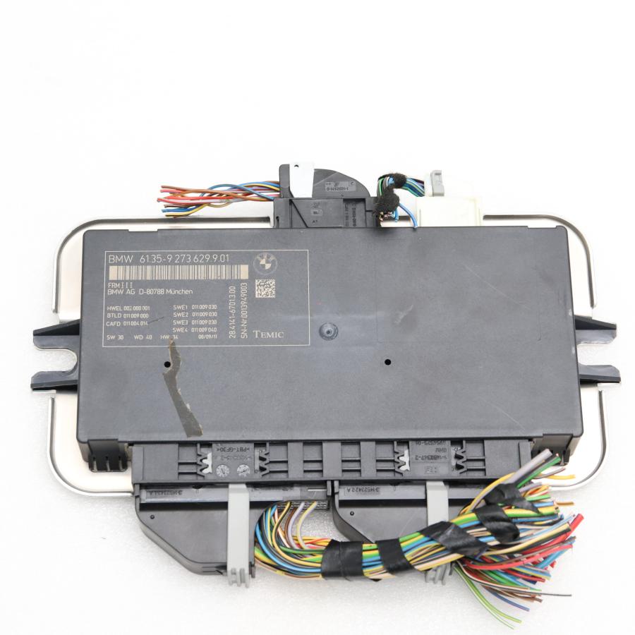 BMW [B-18]BMW F01 750i フットウェルモジュール 61359273629 61356992947 F07 F10 F11 ...