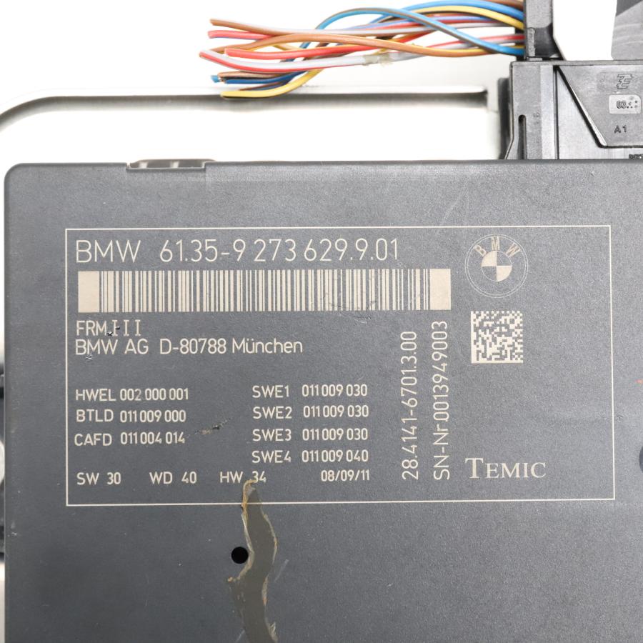 BMW [B-18]BMW F01 750i フットウェルモジュール 61359273629 61356992947 F07 F10 F11 ...