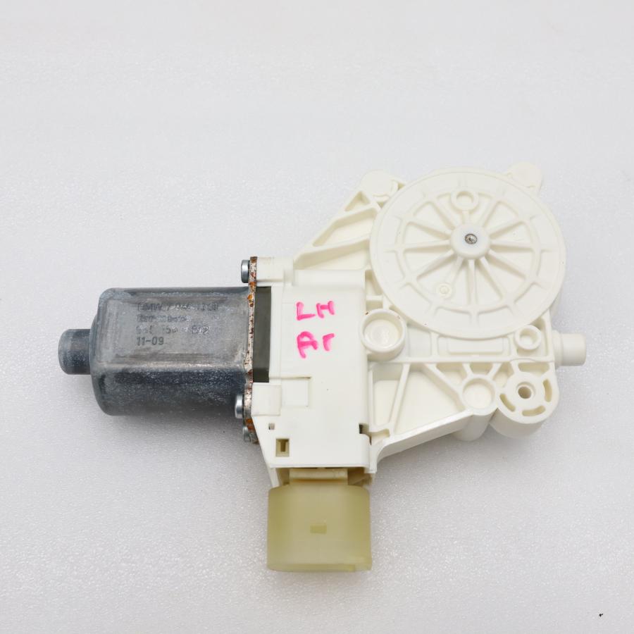 BMW [B-18]BMW F01 750i 左リア ウィンドウモーター 67627046032 左前後共通 KA44 中古 : 車の中古部品 ...