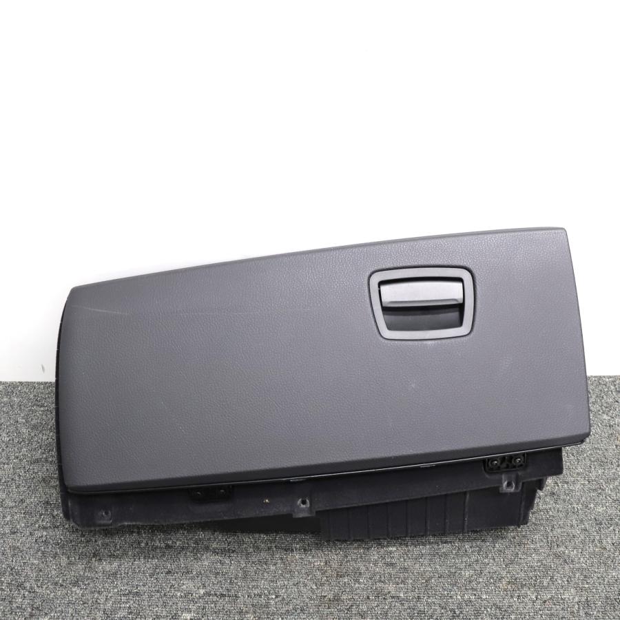 BMW [B-18]BMW F01 750i グローブボックス 51169159917 F02 KA44 中古 : 車の中古部品専門店パーツ ...