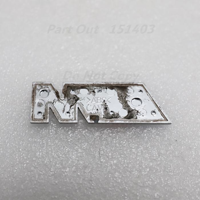 BMW [B-23] G31 JM30 540i フロントフェンダー エンブレム 1個 51148070804 BMW 中古 : 車の中古部品 ...