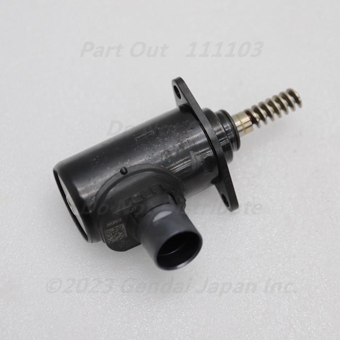 BMW [B-23] G31 JM30 540i B58B30A バルブトロニックアクチュエーター 11377643073 F30 G20 ...