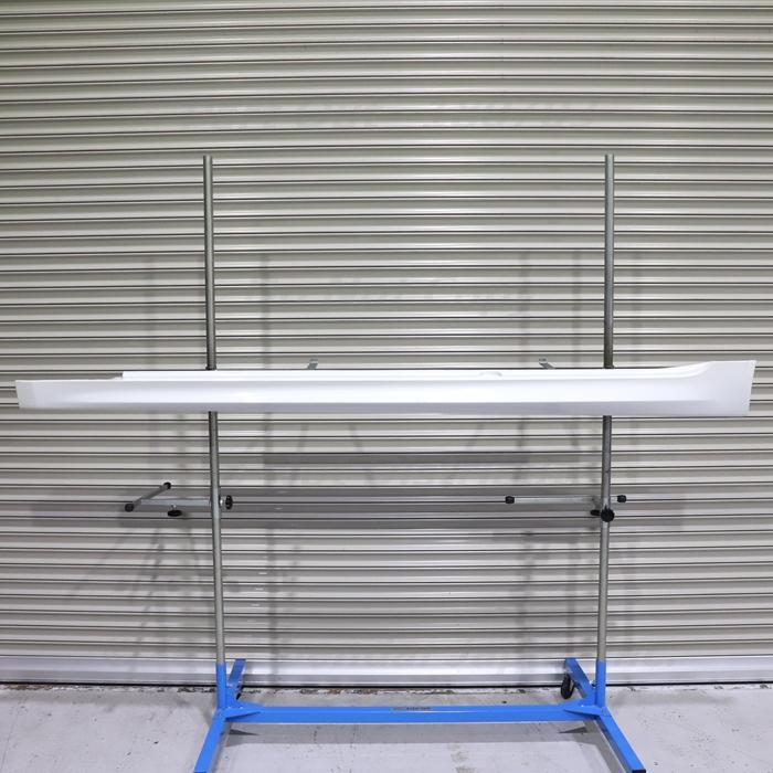 BMW [B-23] G31 JM30 540i 300 左サイドステップ サイドスカート 51778073133 リテーナー アンテナ付き ...