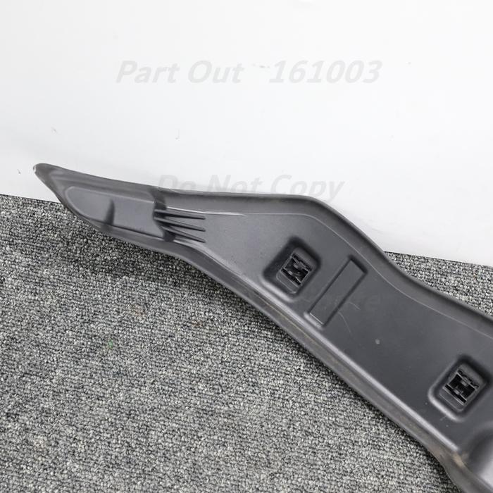 BMW [B-23] G31 JM30 540i 右フロントフェンダー ウェザーストリップ 51487352222 中古 : 車の中古部品専門 ...