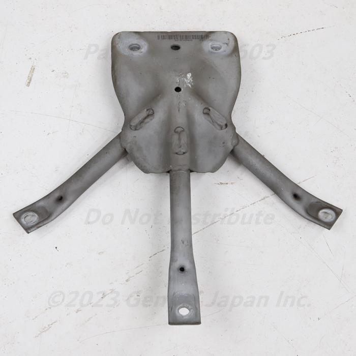 BMW [B-23] G31 JM30 540i リア トーションバー メンバーブレース ブラケット 51617351494 G32 G11 ...