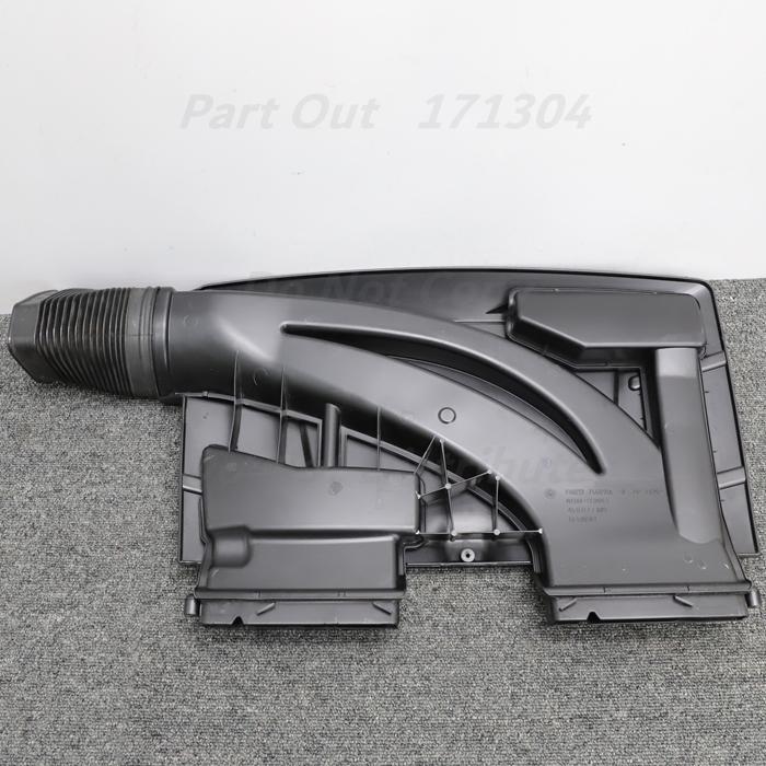 BMW [B-24] 320i E90 Mスポーツ インテークサポート エアクリーナーダクト 13717560918 E91 E92 E84 ...