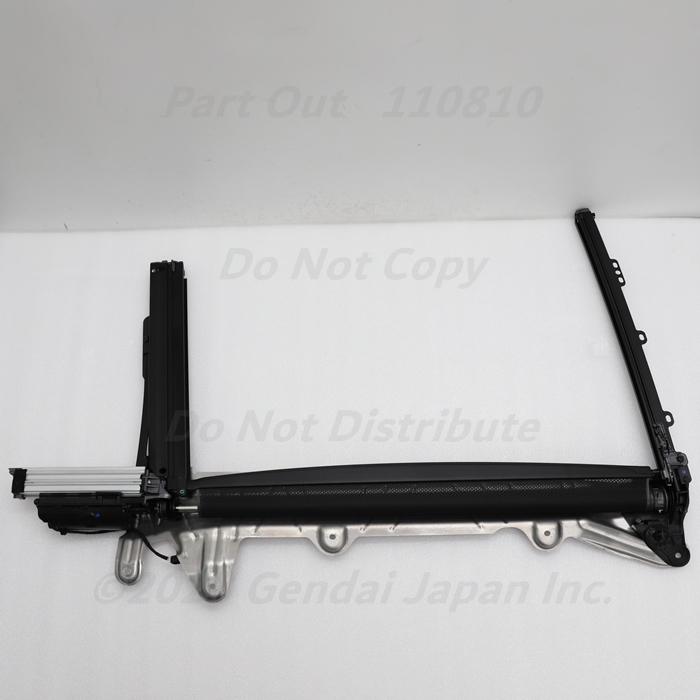 BMW [B-25] 740i G11 7A30 右リアローラーブラインド 51357358910 BMW Mスポーツ 中古 : 車の中古部品 ...