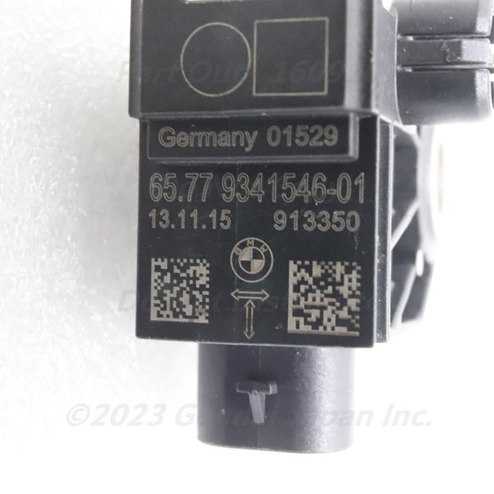 [B-25] 740i G11 7A30 加速度センサー インパクトセンサー 65779341546 G20 G30 G01 G05 F40 ...
