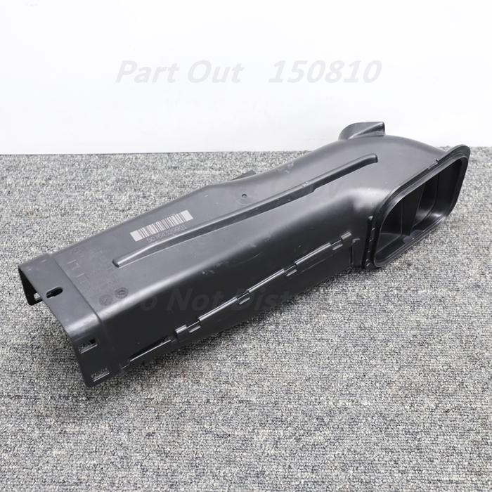 BMW [B-25] 740i G11 7A30 インテークダクト 13717643299 G30 G31 G32 G12 G14 Mスポーツ ...