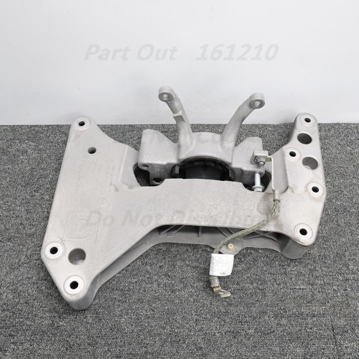 [B-25] 740i G11 7A30 トランスミッションマウント 22326861580 22326862575 BMW Mスポーツ 中古 ...