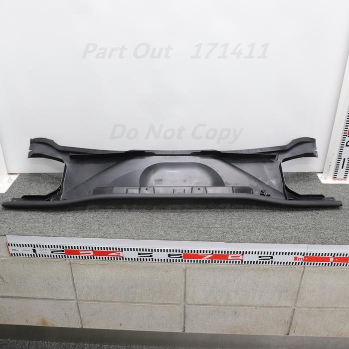 BMW [B-26] 320i E90 LCI マイクロフィルターケース 下側 64316924277 E91 E92 E84 VA20 中古 ...