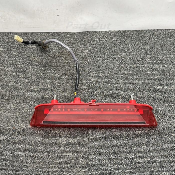 レヴォーグ [F-15] VN5 ハイマウントストップランプ 84751VA000 GT-H EX B型 スバル 中古 : 車の中古部品専門店 ...