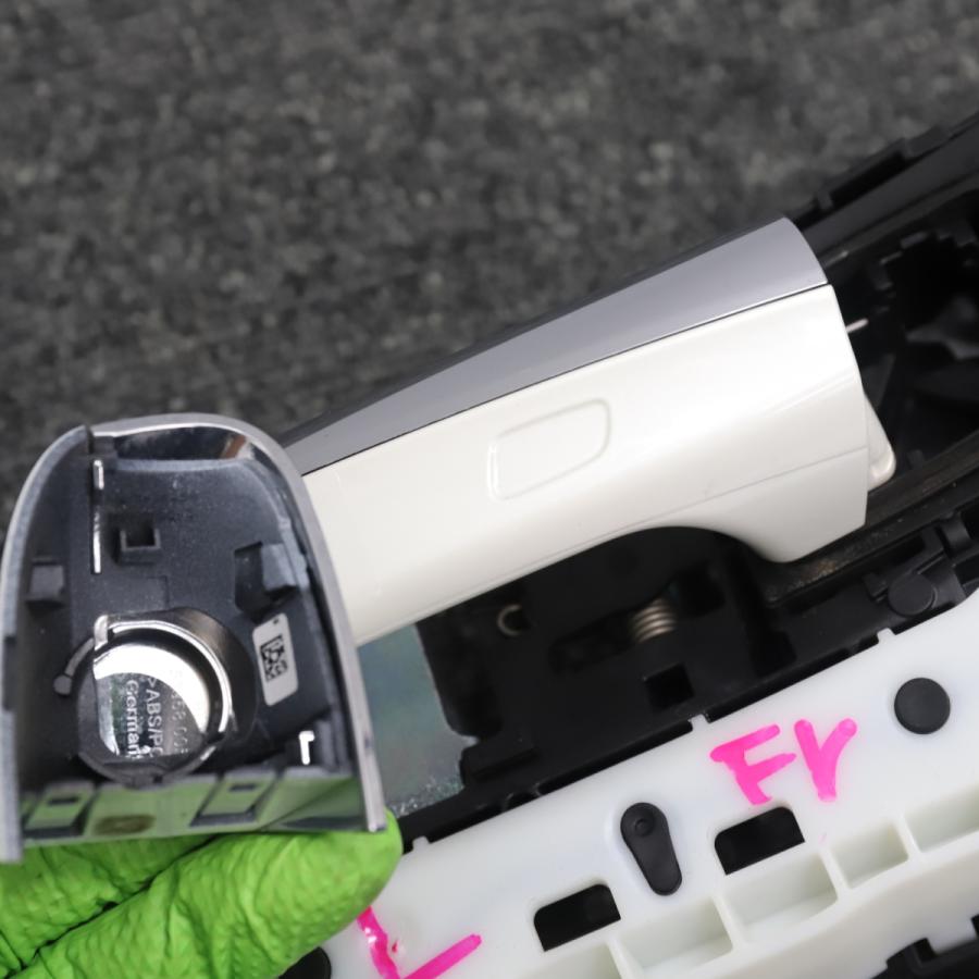 Mercedes-Benz [M-11] ベンツ W222 S400h 前期 799 左フロント アウターハンドル A0997604701 ...