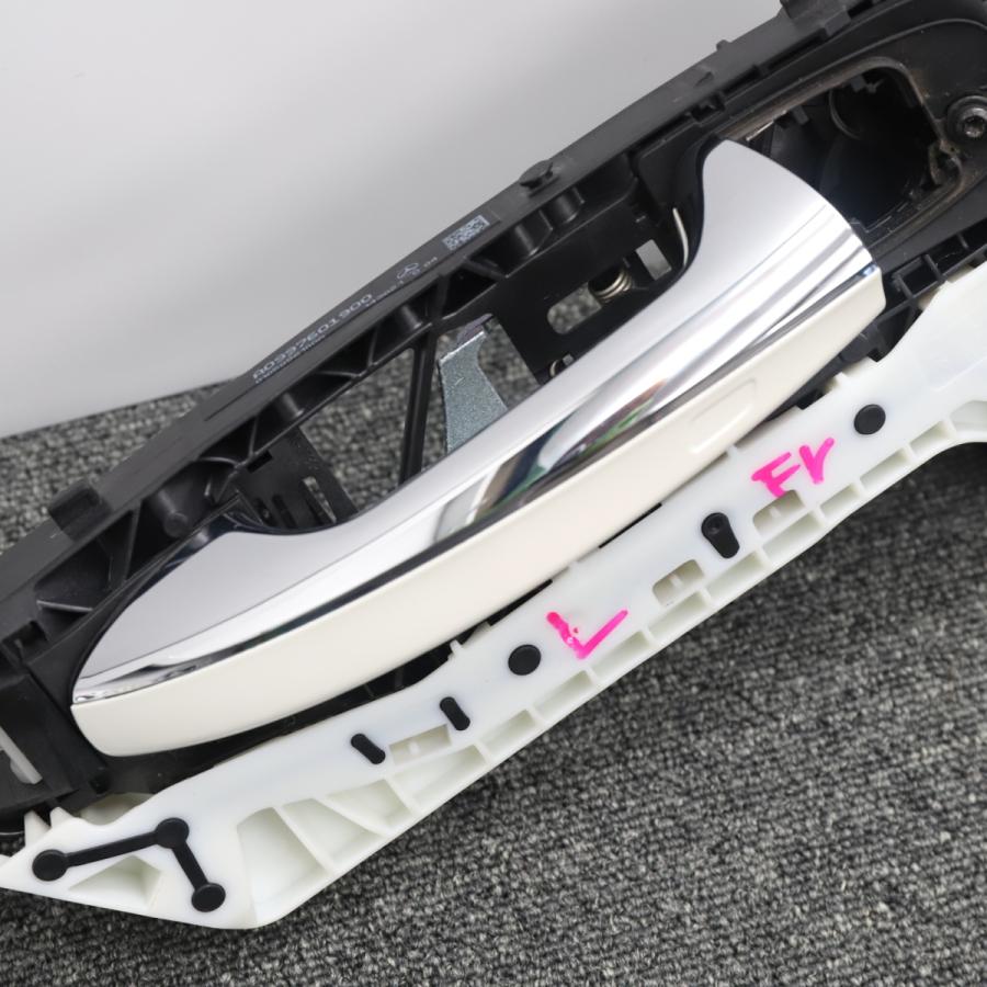 Mercedes-Benz [M-11] ベンツ W222 S400h 前期 799 左フロント アウターハンドル A0997604701 ...