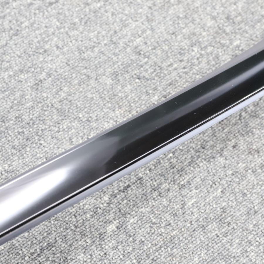 Mercedes-Benz [M-18]ベンツ W213 E53 AMG 右 フロントガラスサイドモール ウォーターディフレクター ...