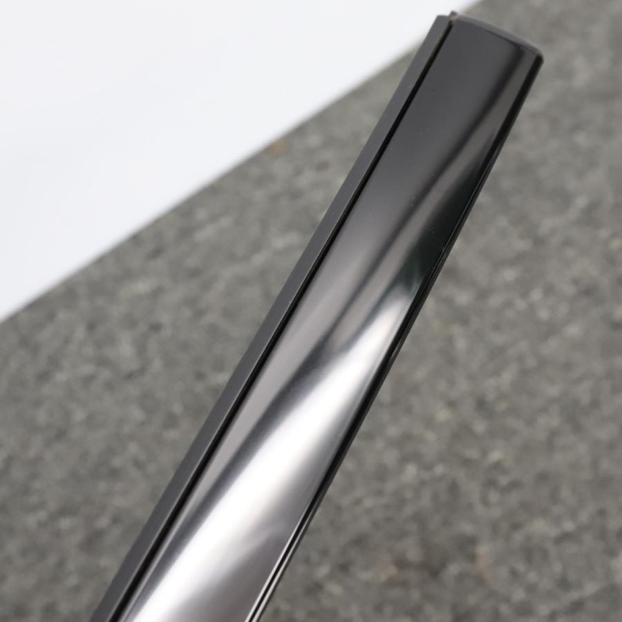 Mercedes-Benz [M-18]ベンツ W213 E53 AMG 右 フロントガラスサイドモール ウォーターディフレクター ...