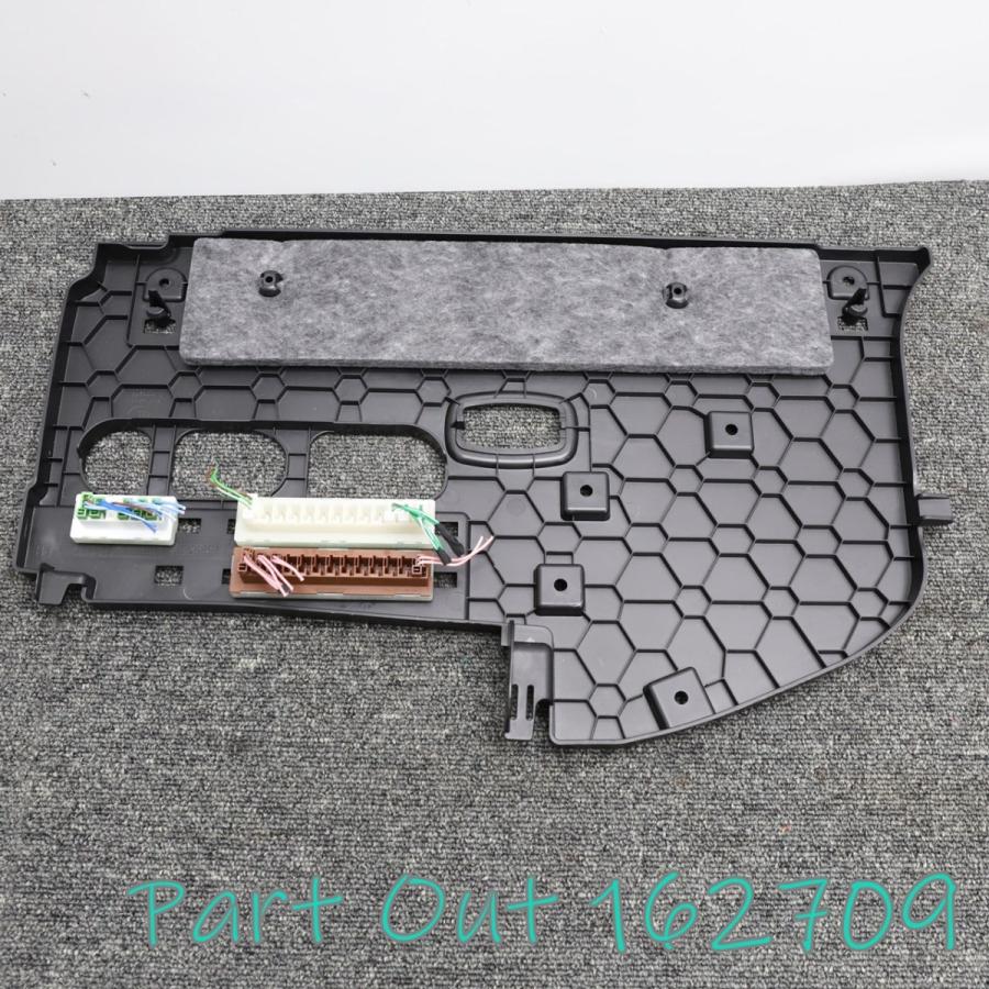 Mercedes-Benz [M-20]ベンツ W177 A200d 左 助手席 ダッシュボード ロアパネル トリム A1776804900 ...