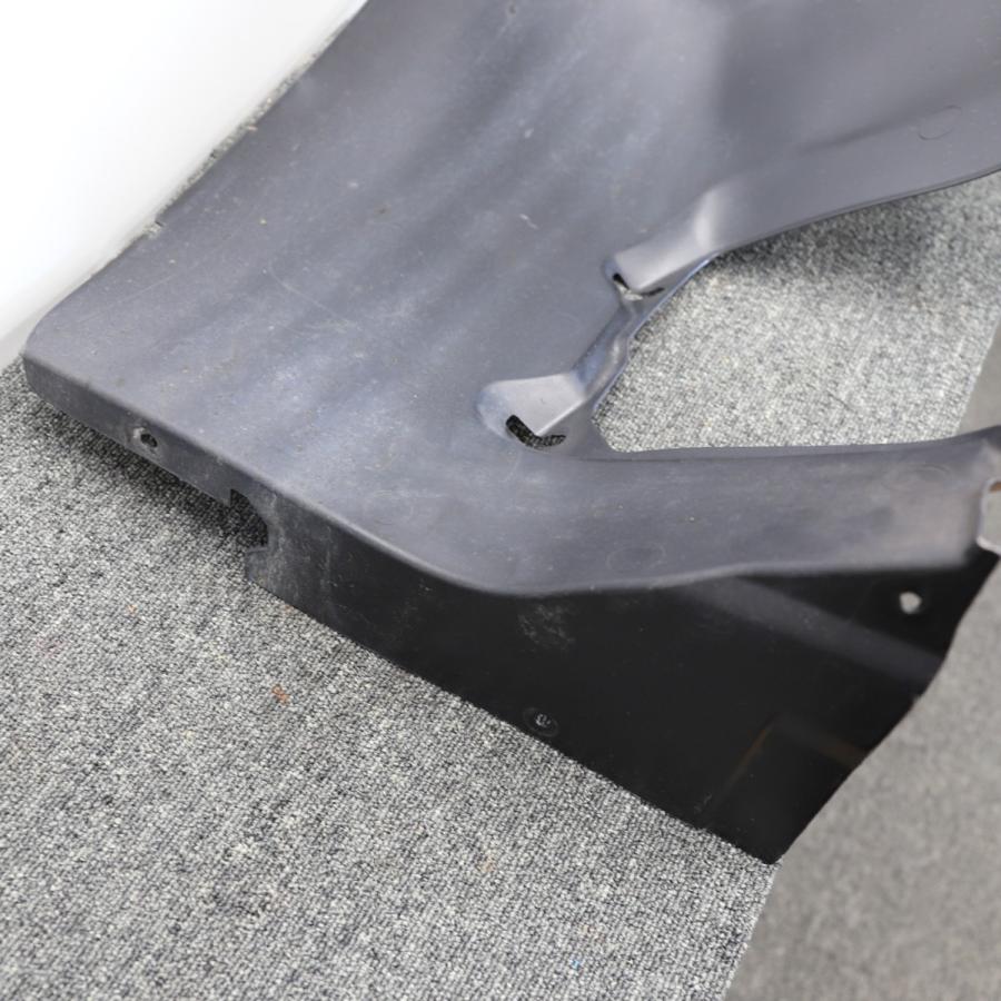 [P-13]ポルシェ 981 Cayman ケイマン GT4 右フロントフェンダーライナー Front Right Fender Liner ...