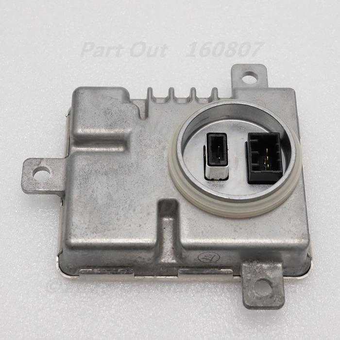 PORSCHE [P-16]マカン ターボ 95B ヘッドライトコンピューター HID バラスト 99161832303 ポルシェ ...