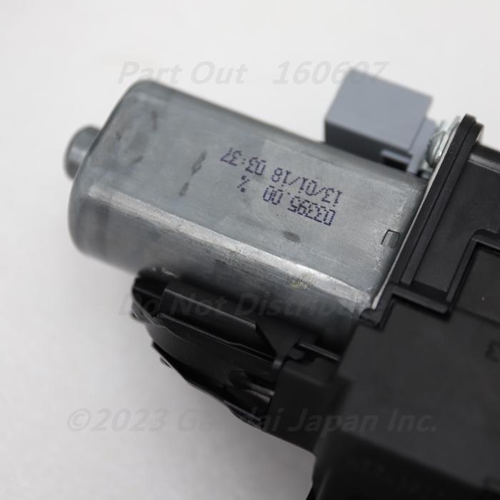 PORSCHE [P-16]マカン ターボ 95B リアゲートロック 95B827505 95B827505B ポルシェ 95BCTL 中古 ...